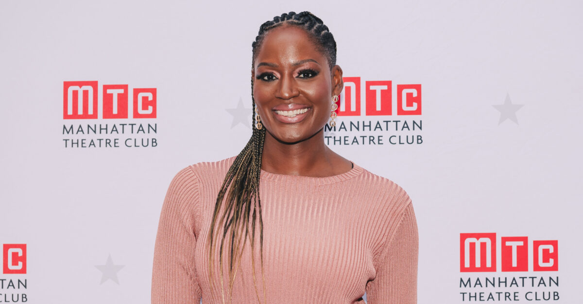 See Who's Starring in Jaja's African Hair Braiding on Tour | Playbill