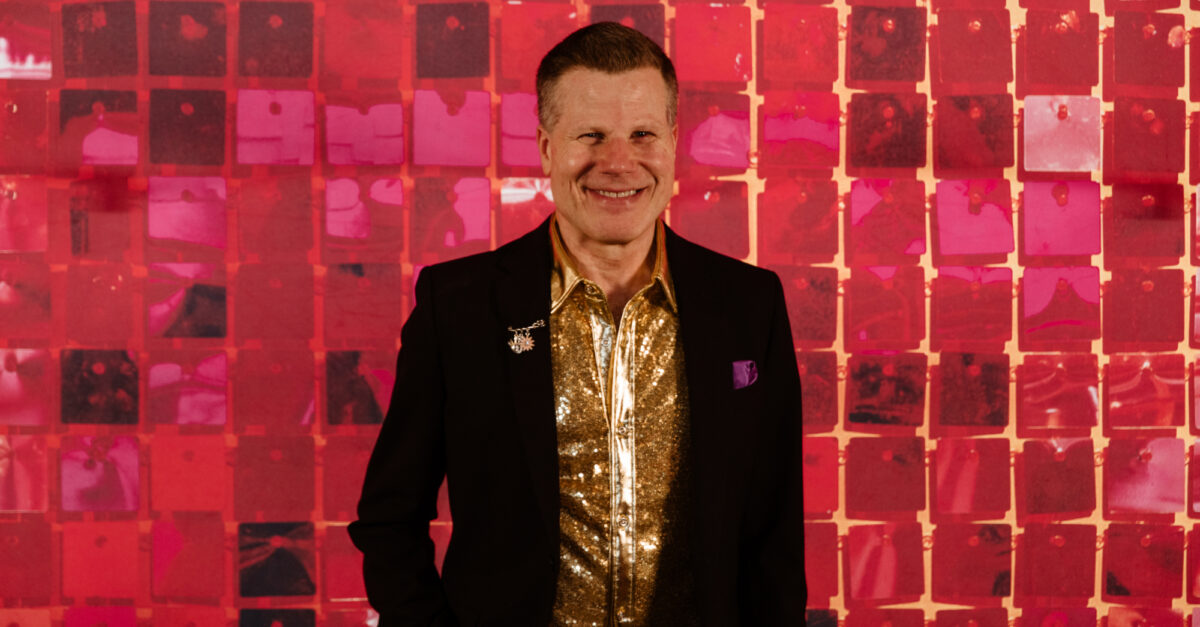 Director Bill Rauch Honored With Harvard Arts Medal | Playbill