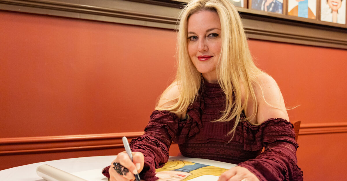 See the Unveiling of Jennifer Simard's Portrait at Sardi's | Playbill