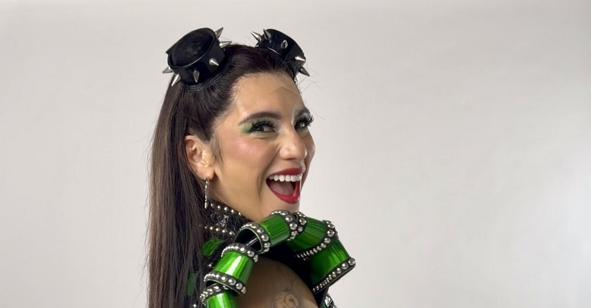 Get a 1st Look at Kirstin Maldonado as Anne Boleyn in SIX: The Musical ...