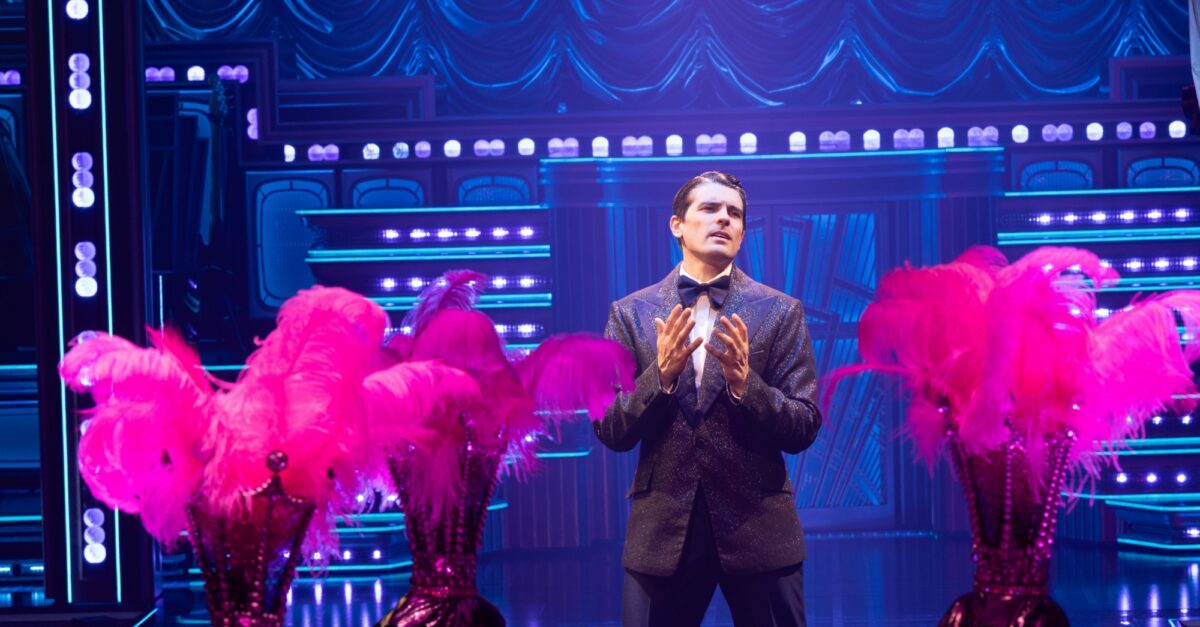 Jonathan Groff Almost Never Calls Out of Just in Time; But When He Does ...