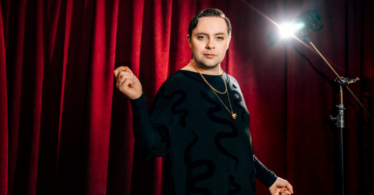 Jak Malone Wins 2025 Tony for Featured Actor in a Musical | Playbill
