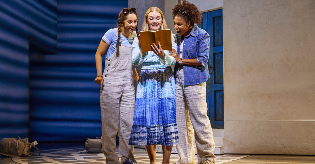 New West End Cast Begins Performances in Mamma Mia! October 9 | Playbill