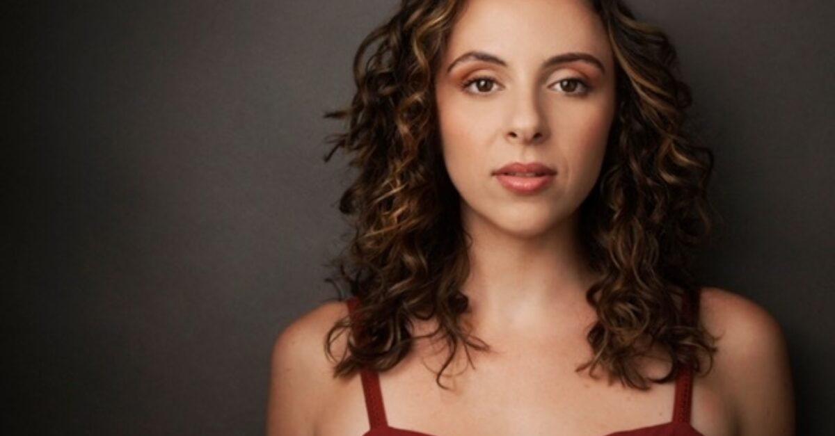 Olivia Valli Will Co-Star With Adam Pascal, Mykal Kilgore in Tennessee ...