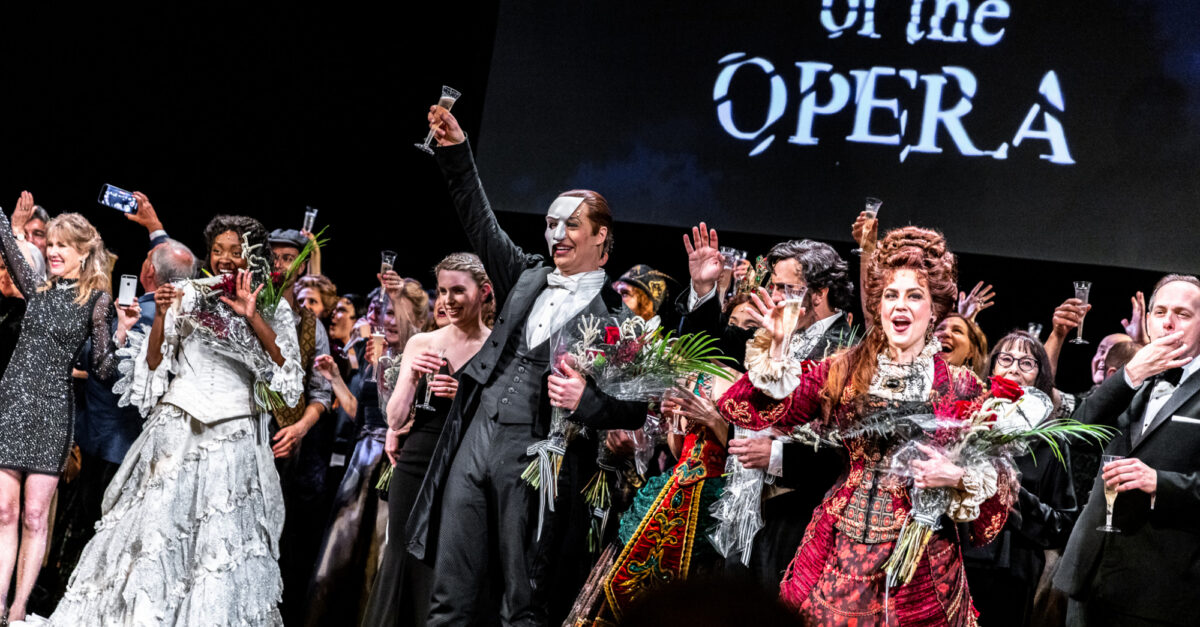 How to Get Your Own Copy of the Closing Night Phantom of the Opera ...