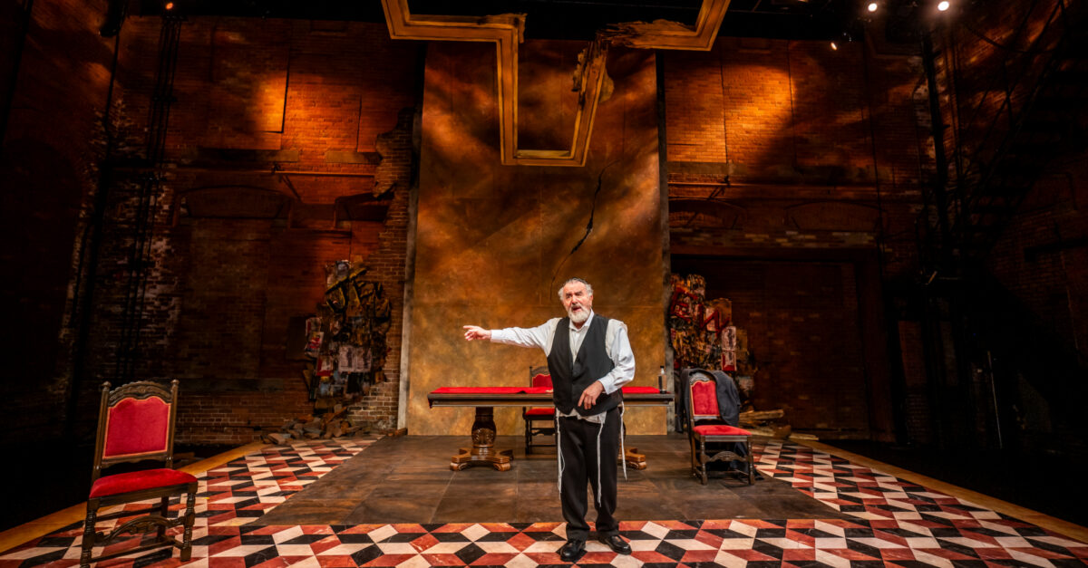 Reviews Are Out for Playing Shylock Starring Saul Rubinek | Playbill