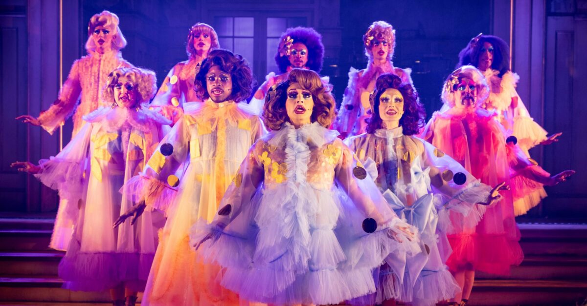 'A Little More Mascara': Get a 1st Look at Regent's Park's La Cage aux ...