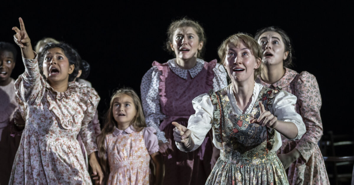 The Crucible Opens at London's National September 28 | Playbill