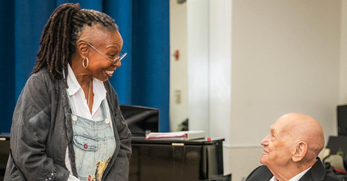 Photos Go Inside Rehearsals For New Annie Tour Playbill