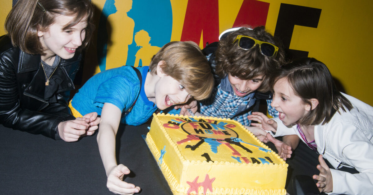 Pics! Fun Home Celebrates One Year on Broadway! | Playbill