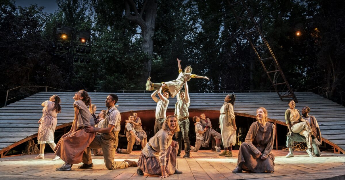 Regent’s Park Open Air Carousel Opens August 9 | Playbill