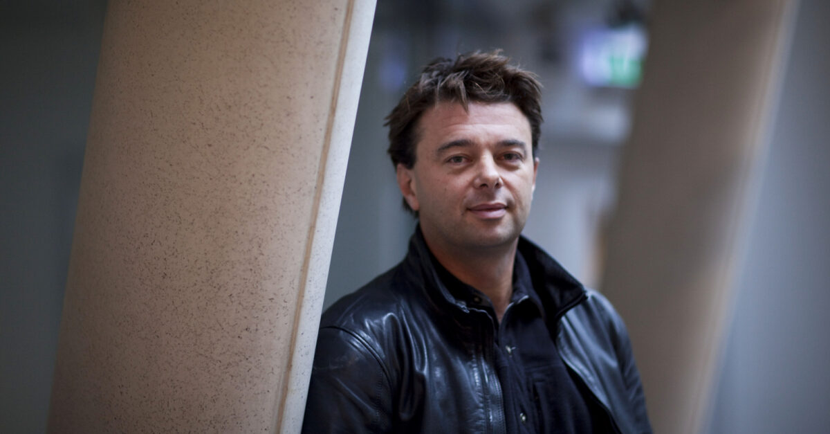 Edward Hall to Depart London's Hampstead Theatre | Playbill