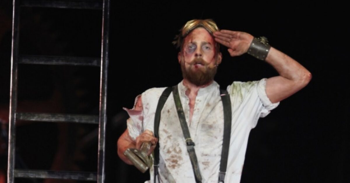 Jeff Wayne's Musical Version of The War of the Worlds Streams October ...