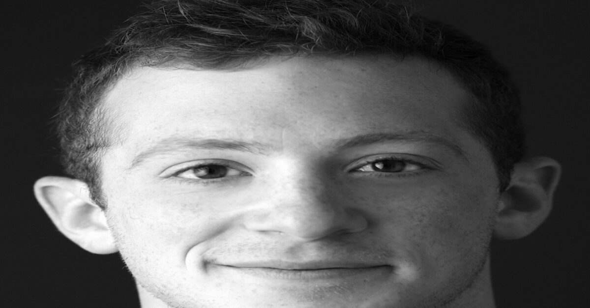 Ethan Slater Will Join Ariana Grande and Cynthia Erivo in Wicked Film ...