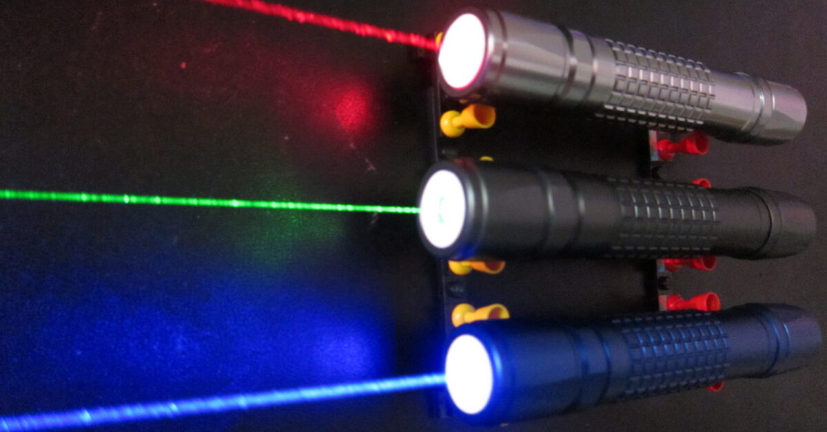 China Is Shining a Light on Use of Cell Phones in Theatres | Playbill