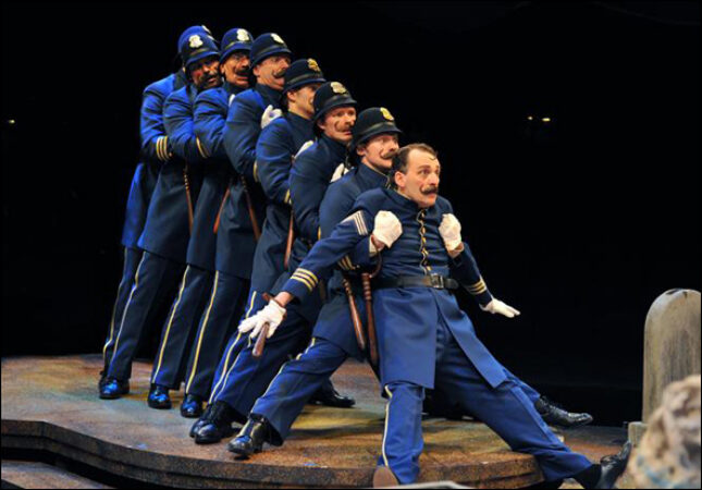 The Pirates of Penzance, With Kevin Earley, Omar Lopez-Cepero and ...