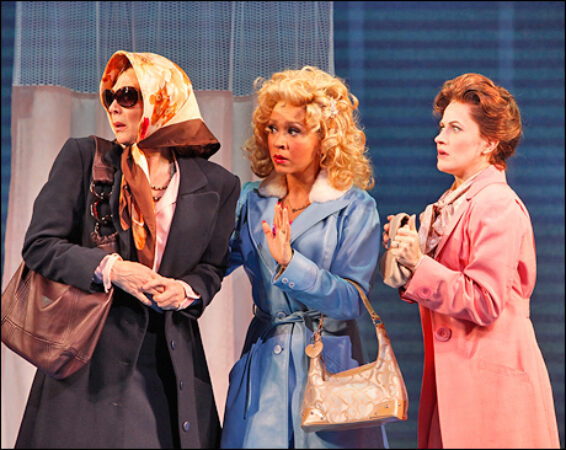 9 to 5 National Tour, with Dee Hoty, Mamie Parris and Diana DeGarmo ...