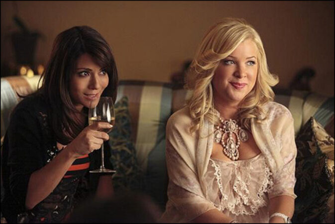 A Sneak Peek at Kristin Chenoweth, Annie Potts and Miriam Shor in "G.C ...