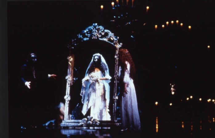 See Photos From the Original Production of Phantom of the Opera to ...