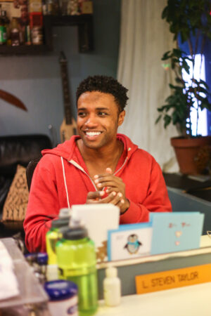 Getting Into Character With The Lion King's Mufasa | Playbill