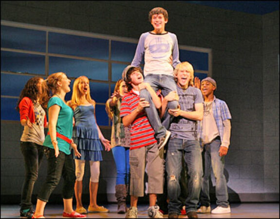 Photos: Ariana Grande, Elizabeth Gillies, More in 13 | Playbill