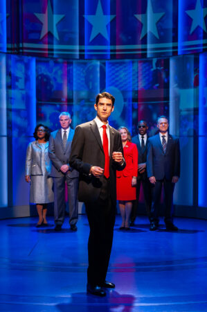 First Look at Drew Gehling and Mamie Parris in Dave Musical at Arena ...
