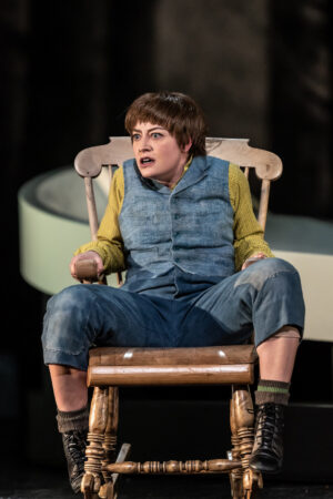 Production Photos: Hansel and Gretel at the Royal Opera House | Playbill