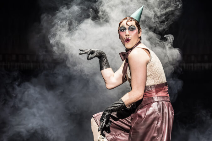 Photos: Joy Woods and Jamie Muscato in Cabaret at the Kit Kat Club in ...