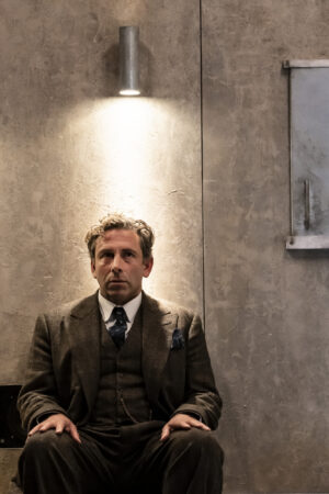 See Photos of David Tennant, Sharon Small and Elliot Levey in Good ...