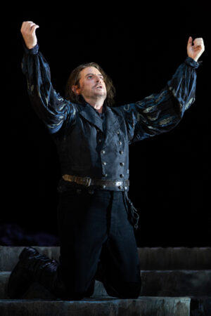 See Production Photos of The Met premiere of Cherubini’s Medea | Playbill