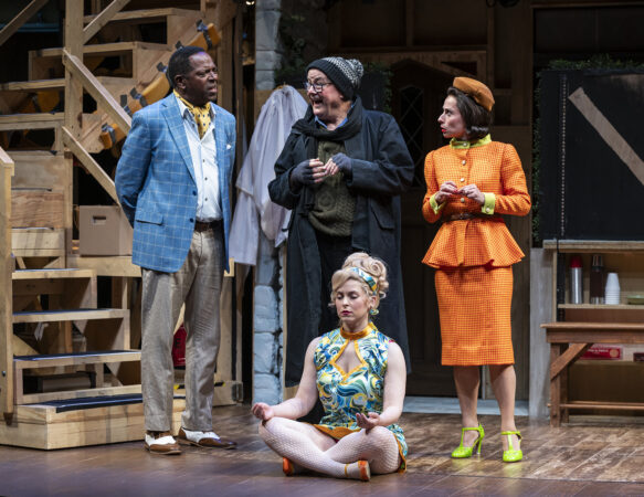 Photos: Steppenwolf Theatre's Noises Off | Playbill