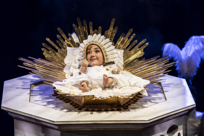 Check Out Production Photos of Hex at the National Theatre | Playbill