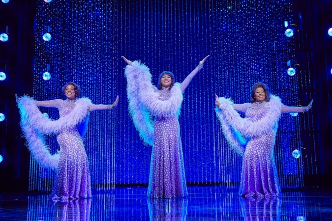 New Photos of Amber Riley in the London Production of Dreamgirls | Playbill
