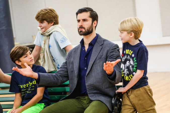 Take a Sneak Peek at the Finding Neverland National Tour | Playbill