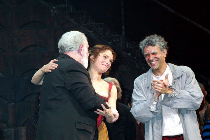 Throwback Thursday: Brian Stokes Mitchell Broadway Revival of Man of La ...