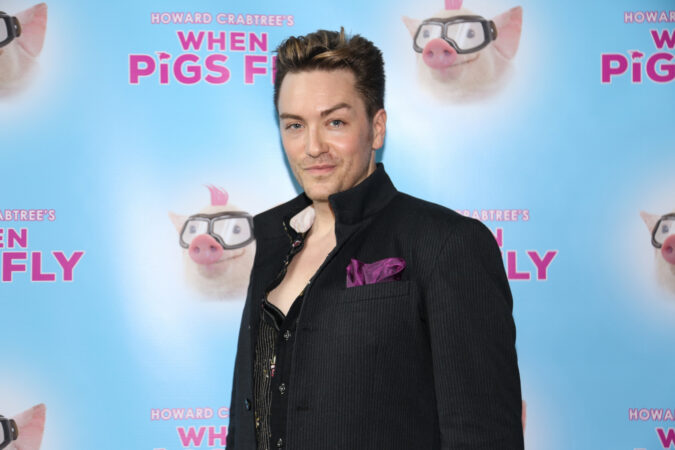 Take a Sneak Peek at When Pigs Fly Off-Broadway | Playbill
