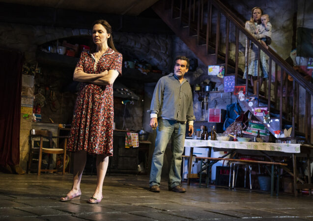 Production Photos: A Look at the New Cast of The Ferryman on Broadway ...