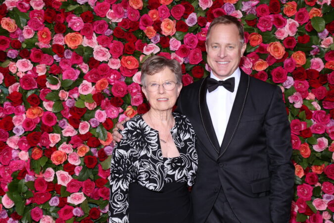 See Kara Lindsay, Jonah Platt and Rachel Tucker Celebrate Wicked's 5 ...