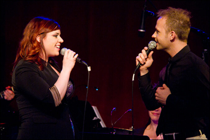 Mandy Gonzalez, Laura Osnes, Christopher Sieber, Darius de Haas ...