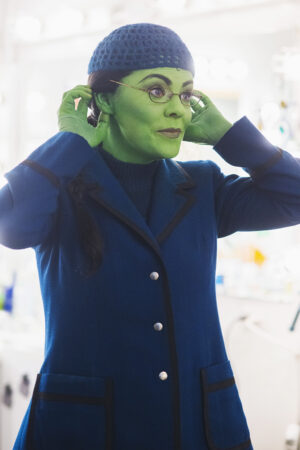 Watch Rachel Tucker Get Greenified at Wicked | Playbill