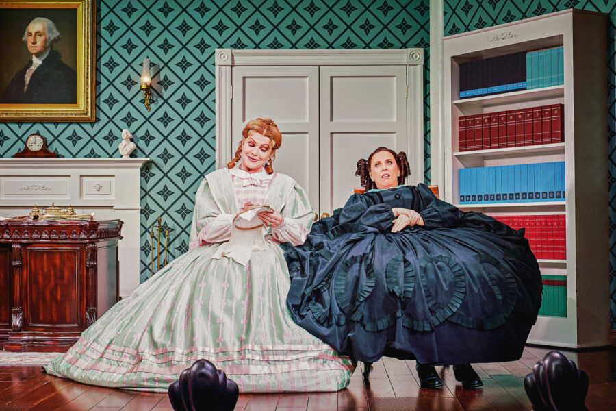 Get a 1st Look at Catherine Tate in Oh, Mary! in London's West End ...