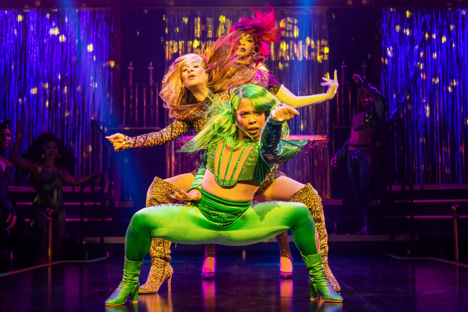 It's Showtime on the NYC Subway With a Performance From Cats: The ...