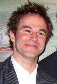 Roger Bart Cast in CBS Pilot | Playbill